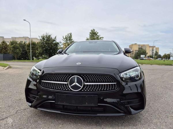 Мерседес E 220 2021 в Паневежис на AUTOMOTO.COM.LV Черный Мерседес E 220 2021 в Паневежис, объемом двигателя 1.95 л и пробегом 380 тыс. км за 20100 €, фото 9 на AUTOMOTO.COM.LV