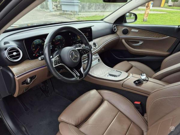 Мерседес E 220 2021 в Паневежис на AUTOMOTO.COM.LV Черный Мерседес E 220 2021 в Паневежис, объемом двигателя 1.95 л и пробегом 380 тыс. км за 20100 €, фото 11 на AUTOMOTO.COM.LV