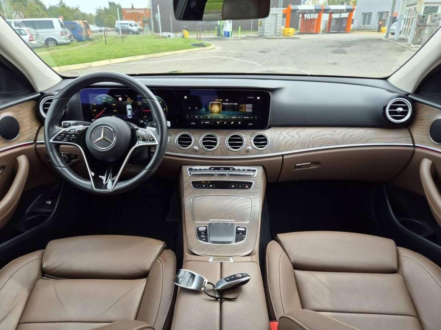 Черный Мерседес E 220 2021 в Паневежис, объемом двигателя 1.95 л и пробегом 380 тыс. км за 20100 €, фото 12 на AUTOMOTO.COM.LV