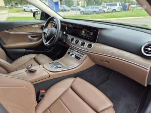 Черный Мерседес E 220 2021 в Паневежис, объемом двигателя 1.95 л и пробегом 380 тыс. км за 20100 €, фото 13 на AUTOMOTO.COM.LV