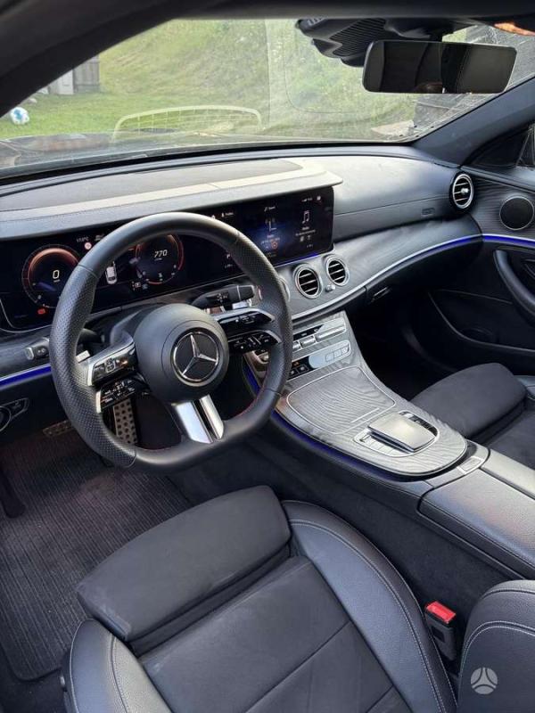 Черный Мерседес E 220 2021 в Кедайняй, объемом двигателя 2.00 л и пробегом 200 тыс. км за 28000 €, фото 8 на AUTOMOTO.COM.LV