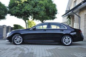 Черный Мерседес E 220 2021 в Вильнюс, объемом двигателя 1.95 л и пробегом 150 тыс. км за 28500 €, фото 4 на AUTOMOTO.COM.LV