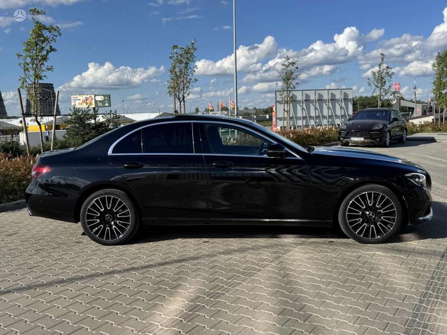 Черный Мерседес E 220 2022 в Вильнюс, объемом двигателя 1.95 л и пробегом 295 тыс. км за 20999 €, фото 5 на AUTOMOTO.COM.LV
