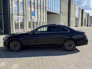 Черный Мерседес E 220 2022 в Вильнюс, объемом двигателя 1.95 л и пробегом 295 тыс. км за 20999 €, фото 9 на AUTOMOTO.COM.LV