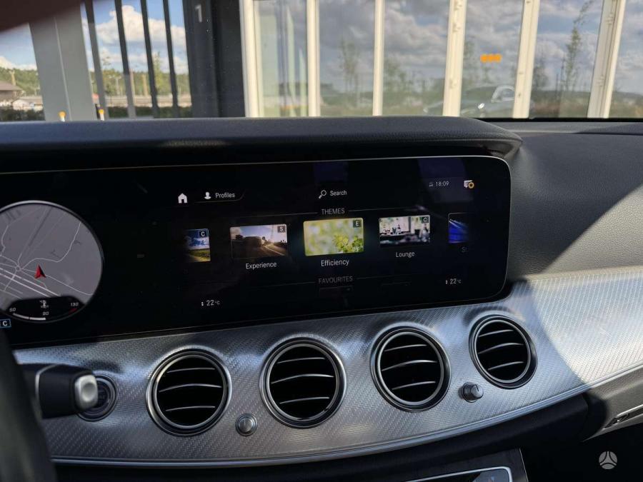 Черный Мерседес E 220 2022 в Вильнюс, объемом двигателя 1.95 л и пробегом 295 тыс. км за 20999 €, фото 18 на AUTOMOTO.COM.LV