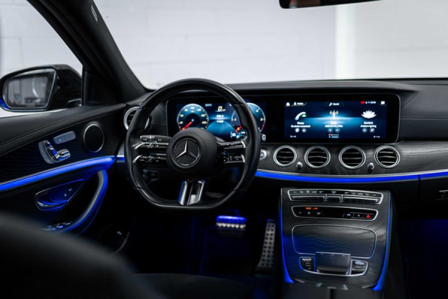 Black Mercedes-Benz E 220 2022 in Tallinn, with an engine capacity of 2.00 L and mileage of 114 thousand km for 27990 €, photo 11 on AUTOMOTO.COM.LV