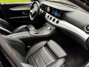 Черный Мерседес E 220 2022 в Вильнюс, объемом двигателя 2.00 л и пробегом 250 тыс. км за 20999 €, фото 11 на AUTOMOTO.COM.LV