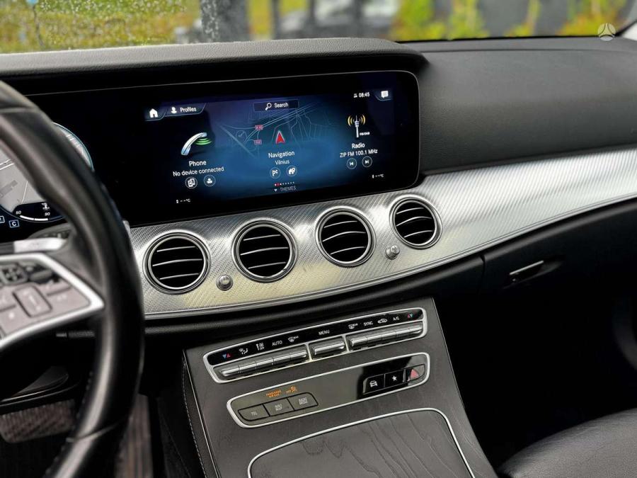 Черный Мерседес E 220 2022 в Вильнюс, объемом двигателя 2.00 л и пробегом 250 тыс. км за 20999 €, фото 13 на AUTOMOTO.COM.LV