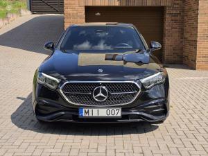 Черный Мерседес E 220 2024 в Электренай, объемом двигателя 1.99 л и пробегом 76 тыс. км за 53000 €, фото 4 на AUTOMOTO.COM.LV