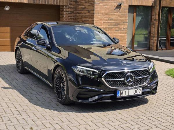Черный Мерседес E 220 2024 в Электренай, объемом двигателя 1.99 л и пробегом 76 тыс. км за 53000 €, фото 4 на AUTOMOTO.COM.LV