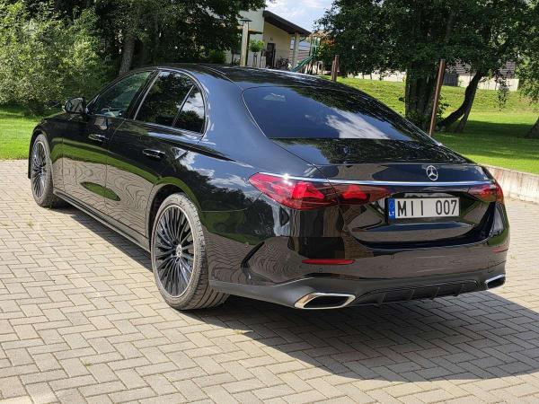 Черный Мерседес E 220 2024 в Электренай, объемом двигателя 1.99 л и пробегом 76 тыс. км за 53000 €, фото 8 на AUTOMOTO.COM.LV