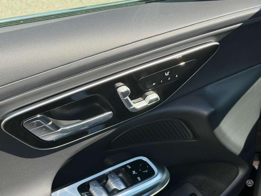 Черный Мерседес E 220 2025 в Вильнюс, объемом двигателя 1.99 л и пробегом 14 тыс. км за 48900 €, фото 14 на AUTOMOTO.COM.LV
