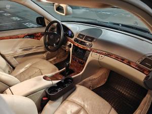 Melns Mercedes-Benz E 220 2004 Klaipėda, ar dzinēja tilpumu 2.15 L un nobraukumu 353 tūkst. km par 2000 €, foto 11 vietnē AUTOMOTO.COM.LV