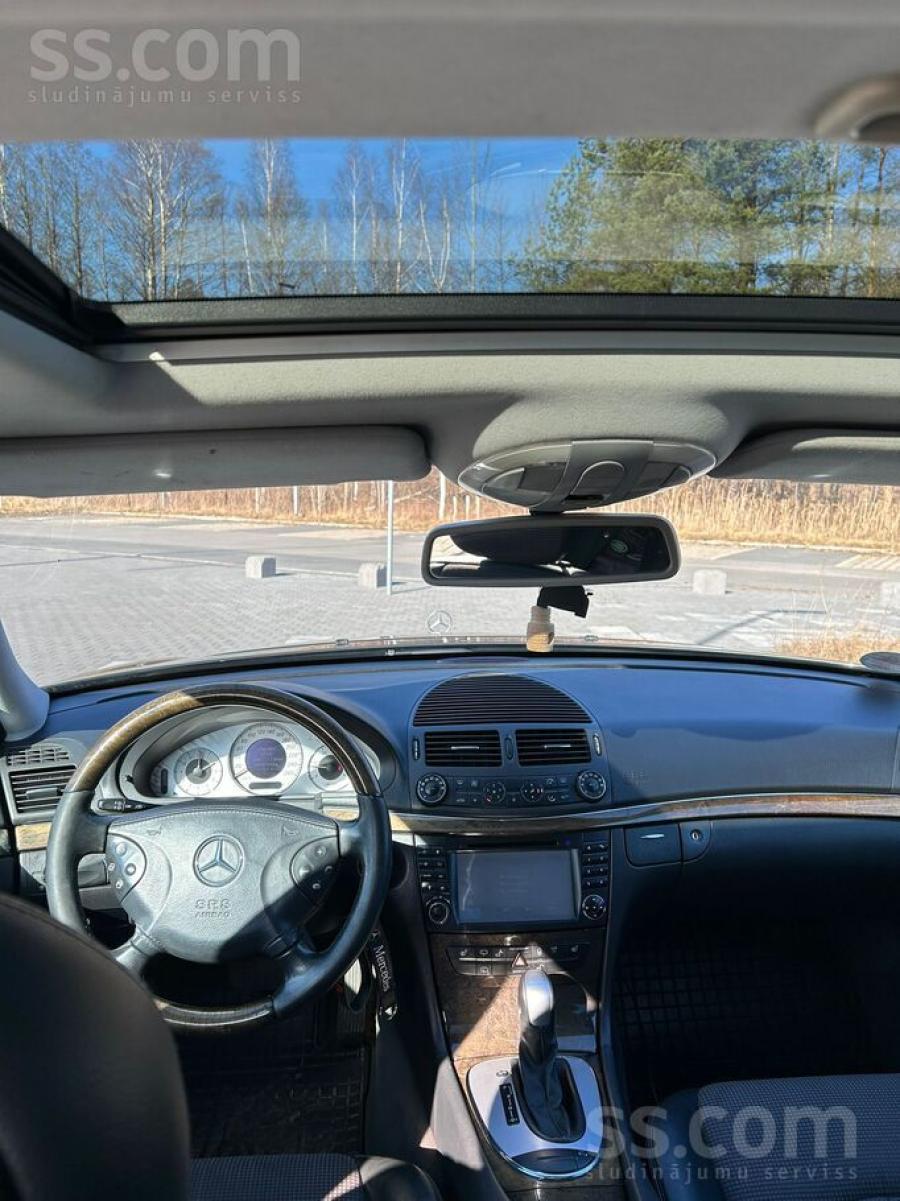 Melns Mercedes-Benz E 220 2004 Liepāja, ar dzinēja tilpumu 2.20 L un nobraukumu 330 tūkst. km par 2000 €, foto 8 vietnē AUTOMOTO.COM.LV