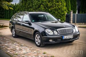Черный Мерседес E 220 2004 в Рига, объемом двигателя 2.20 л и пробегом 342 тыс. км за 2490 €, фото 4 на AUTOMOTO.COM.LV