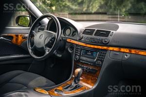 Черный Мерседес E 220 2004 в Рига, объемом двигателя 2.20 л и пробегом 342 тыс. км за 2490 €, фото 8 на AUTOMOTO.COM.LV