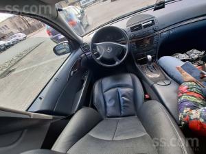 Melns Mercedes-Benz E 220 2005 Rīga, ar dzinēja tilpumu 2.20 L un nobraukumu 425 tūkst. km par 1600 €, foto 16 vietnē AUTOMOTO.COM.LV