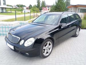 Черный Мерседес E 220 2005 в Шяуляй, объемом двигателя 2.14 л и пробегом 324 тыс. км за 2350 €, фото  на AUTOMOTO.COM.LV