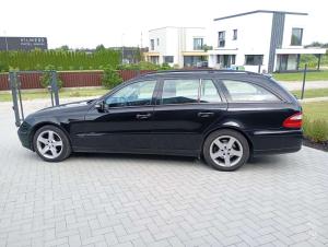 Melns Mercedes-Benz E 220 2005 Šauļi, ar dzinēja tilpumu 2.14 L un nobraukumu 324 tūkst. km par 2350 €, foto 9 vietnē AUTOMOTO.COM.LV