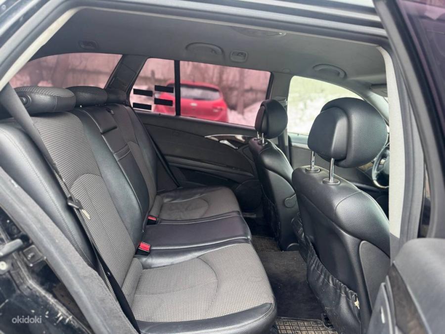 Черный Мерседес E 220 2005 в Нарва, объемом двигателя 2.20 л и пробегом 323 тыс. км за 1390 €, фото 17 на AUTOMOTO.COM.LV