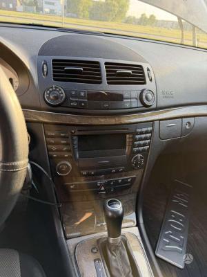 Черный Мерседес E 220 2006 в Каунас, объемом двигателя 2.20 л и пробегом 430 тыс. км за 2200 €, фото 12 на AUTOMOTO.COM.LV