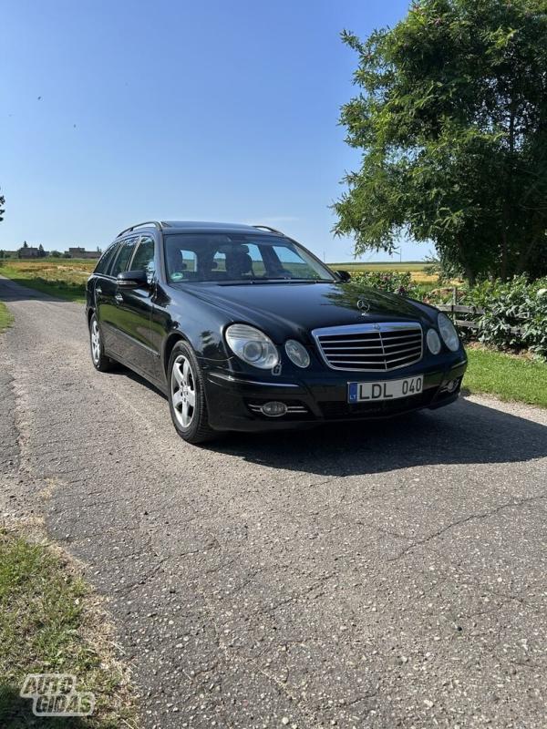 Черный Мерседес E 220 2006 в Купишкис, объемом двигателя 2.10 л и пробегом 317 тыс. км за 3100 €, фото 1 на AUTOMOTO.COM.LV