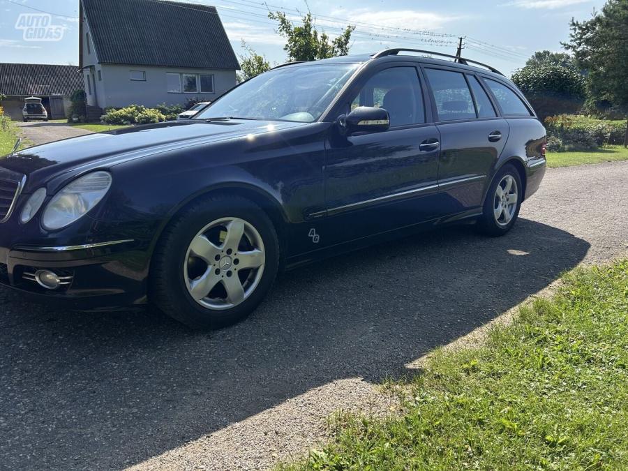 Melns Mercedes-Benz E 220 2006 Kupiškis, ar dzinēja tilpumu 2.10 L un nobraukumu 317 tūkst. km par 3100 €, foto 5 vietnē AUTOMOTO.COM.LV