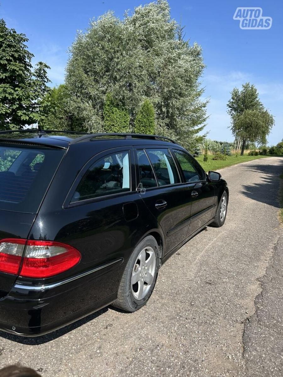 Melns Mercedes-Benz E 220 2006 Kupiškis, ar dzinēja tilpumu 2.10 L un nobraukumu 317 tūkst. km par 3100 €, foto 10 vietnē AUTOMOTO.COM.LV