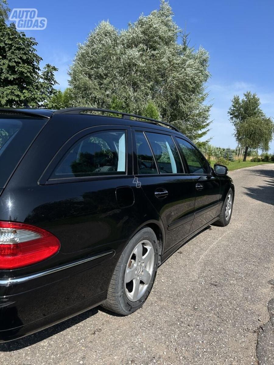 Melns Mercedes-Benz E 220 2006 Kupiškis, ar dzinēja tilpumu 2.10 L un nobraukumu 317 tūkst. km par 3100 €, foto 11 vietnē AUTOMOTO.COM.LV
