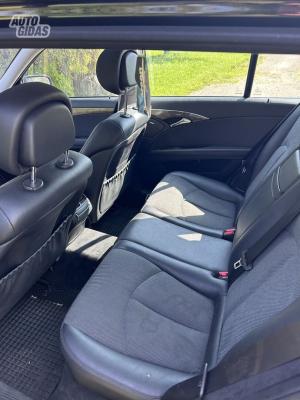 Melns Mercedes-Benz E 220 2006 Kupiškis, ar dzinēja tilpumu 2.10 L un nobraukumu 317 tūkst. km par 3100 €, foto 18 vietnē AUTOMOTO.COM.LV