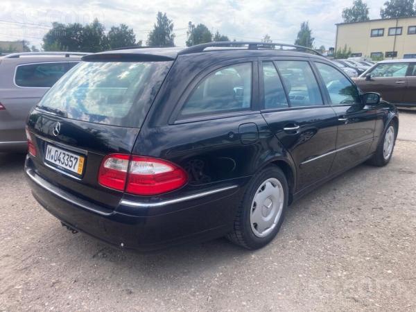 Black Mercedes-Benz E 220 2006 in Riga, with an engine capacity of 2.20 L and mileage of 363 thousand km for 1800 €, photo 3 on AUTOMOTO.COM.LV