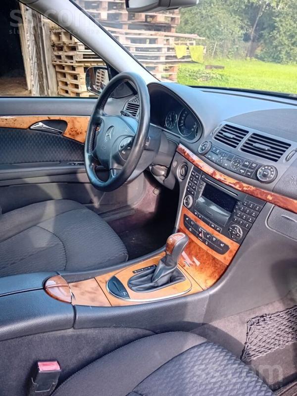 Melns Mercedes-Benz E 220 2006 Jelgava, ar dzinēja tilpumu 2.20 L un nobraukumu 360 tūkst. km par 2700 €, foto 6 vietnē AUTOMOTO.COM.LV