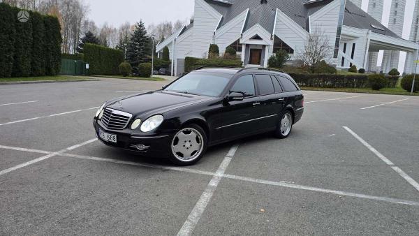 Melns Mercedes-Benz E 220 2007 Viļņa, ar dzinēja tilpumu 2.15 L un nobraukumu 326 tūkst. km par 3800 €, foto 1 vietnē AUTOMOTO.COM.LV