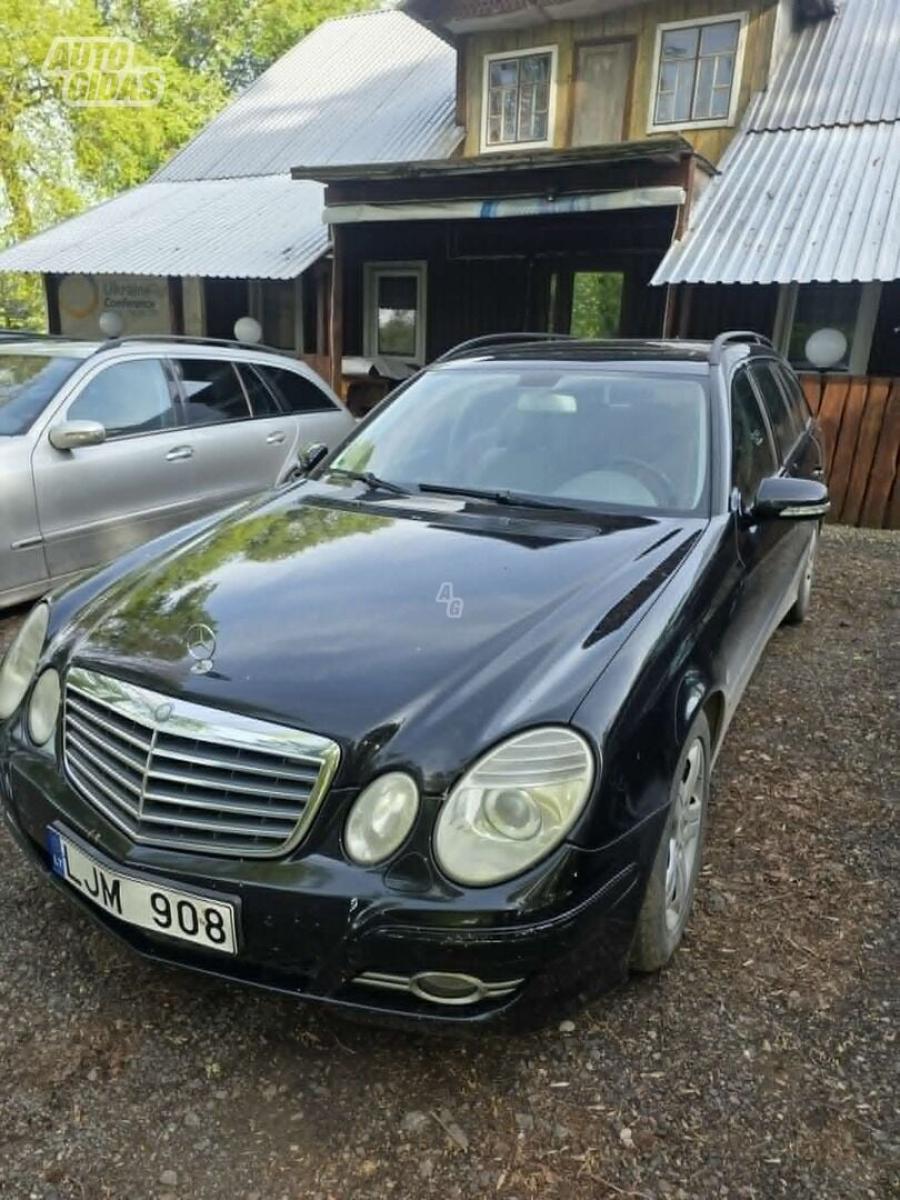 Черный Мерседес E 220 2007 в Пренай, объемом двигателя 2.10 л и пробегом 366 тыс. км за 2000 €, фото 4 на AUTOMOTO.COM.LV