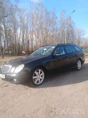 Black Mercedes-Benz E 220 2007 in Riga, with an engine capacity of 2.20 L and mileage of 420 thousand km for 3250 €, photo  on AUTOMOTO.COM.LV