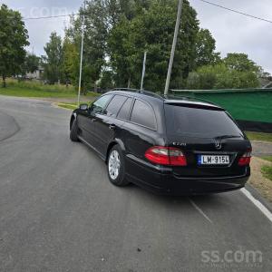 Black Mercedes-Benz E 220 2007 in Riga, with an engine capacity of 2.20 L and mileage of 441 thousand km for 2600 €, photo 4 on AUTOMOTO.COM.LV