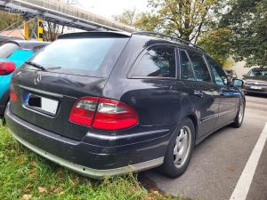 Black Mercedes-Benz E 220 2007 in Vilnius, with an engine capacity of 2.20 L and mileage of 355 thousand km for 1990 €, photo 6 on AUTOMOTO.COM.LV