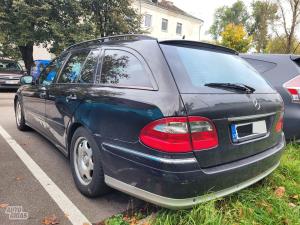 Black Mercedes-Benz E 220 2007 in Vilnius, with an engine capacity of 2.20 L and mileage of 355 thousand km for 1990 €, photo 7 on AUTOMOTO.COM.LV