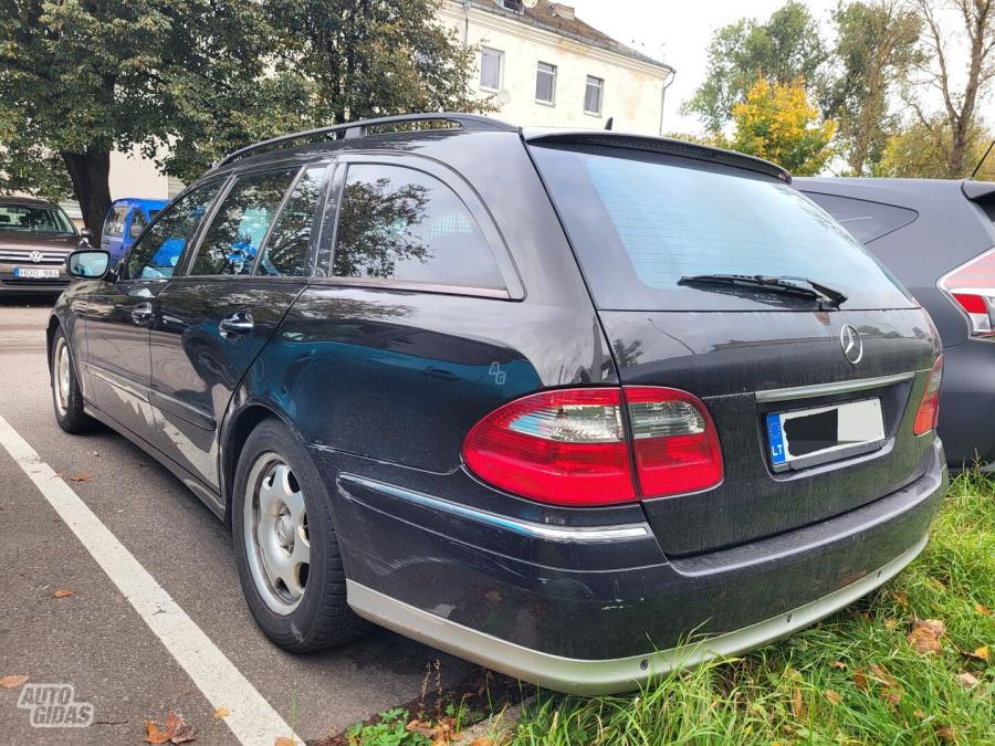 Black Mercedes-Benz E 220 2007 in Vilnius, with an engine capacity of 2.20 L and mileage of 355 thousand km for 1990 €, photo 7 on AUTOMOTO.COM.LV