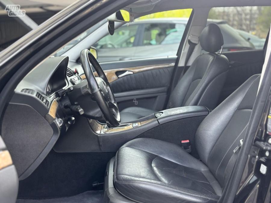 Melns Mercedes-Benz E 220 2008 Kauņa, ar dzinēja tilpumu 2.10 L un nobraukumu 500 tūkst. km par 1850 €, foto 13 vietnē AUTOMOTO.COM.LV