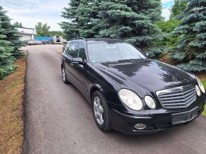 Черный Мерседес E 220 2008 в Утена, объемом двигателя 2.15 л и пробегом 307 тыс. км за 3750 €, фото 3 на AUTOMOTO.COM.LV