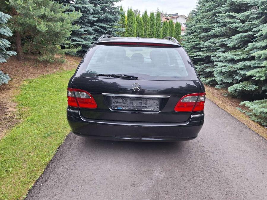 Черный Мерседес E 220 2008 в Утена, объемом двигателя 2.15 л и пробегом 307 тыс. км за 3750 €, фото 6 на AUTOMOTO.COM.LV