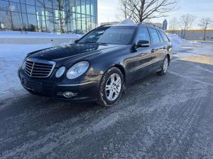 Melns Mercedes-Benz E 220 2009 Panevēža, ar dzinēja tilpumu 2.15 L un nobraukumu 487 tūkst. km par 2500 €, foto  vietnē AUTOMOTO.COM.LV