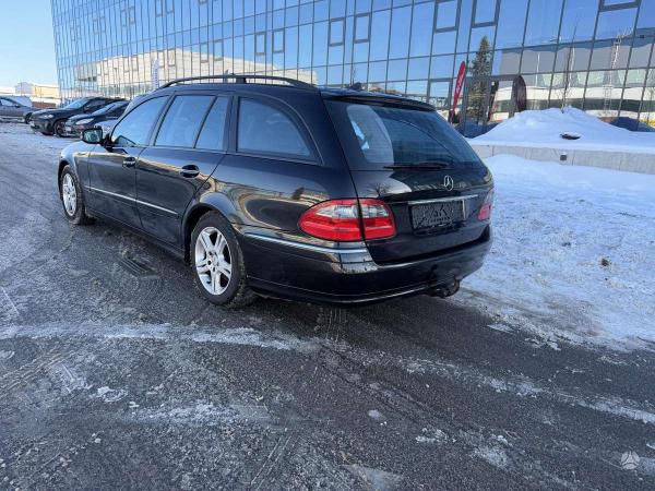 Melns Mercedes-Benz E 220 2009 Panevēža, ar dzinēja tilpumu 2.15 L un nobraukumu 487 tūkst. km par 2500 €, foto 6 vietnē AUTOMOTO.COM.LV