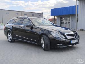Черный Мерседес E 220 2010 в Шилуте, объемом двигателя 2.20 л и пробегом 371 тыс. км за 5899 €, фото 4 на AUTOMOTO.COM.LV