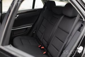 Black Mercedes-Benz E 220 2010 in Riga, with an engine capacity of 2.20 L and mileage of 239 thousand km for 9990 €, photo 12 on AUTOMOTO.COM.LV