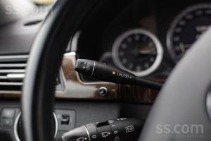 Black Mercedes-Benz E 220 2010 in Riga, with an engine capacity of 2.20 L and mileage of 239 thousand km for 9990 €, photo 18 on AUTOMOTO.COM.LV