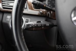 Black Mercedes-Benz E 220 2010 in Riga, with an engine capacity of 2.20 L and mileage of 239 thousand km for 9990 €, photo 19 on AUTOMOTO.COM.LV