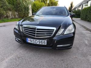 Black Mercedes-Benz E 220 2010 in Kaunas, with an engine capacity of 2.20 L and mileage of 404 thousand km for 4200 €, photo 9 on AUTOMOTO.COM.LV