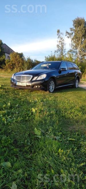 Черный Мерседес E 220 2010 в Прейли, объемом двигателя 2.20 л и пробегом 334 тыс. км за 6200 €, фото 3 на AUTOMOTO.COM.LV